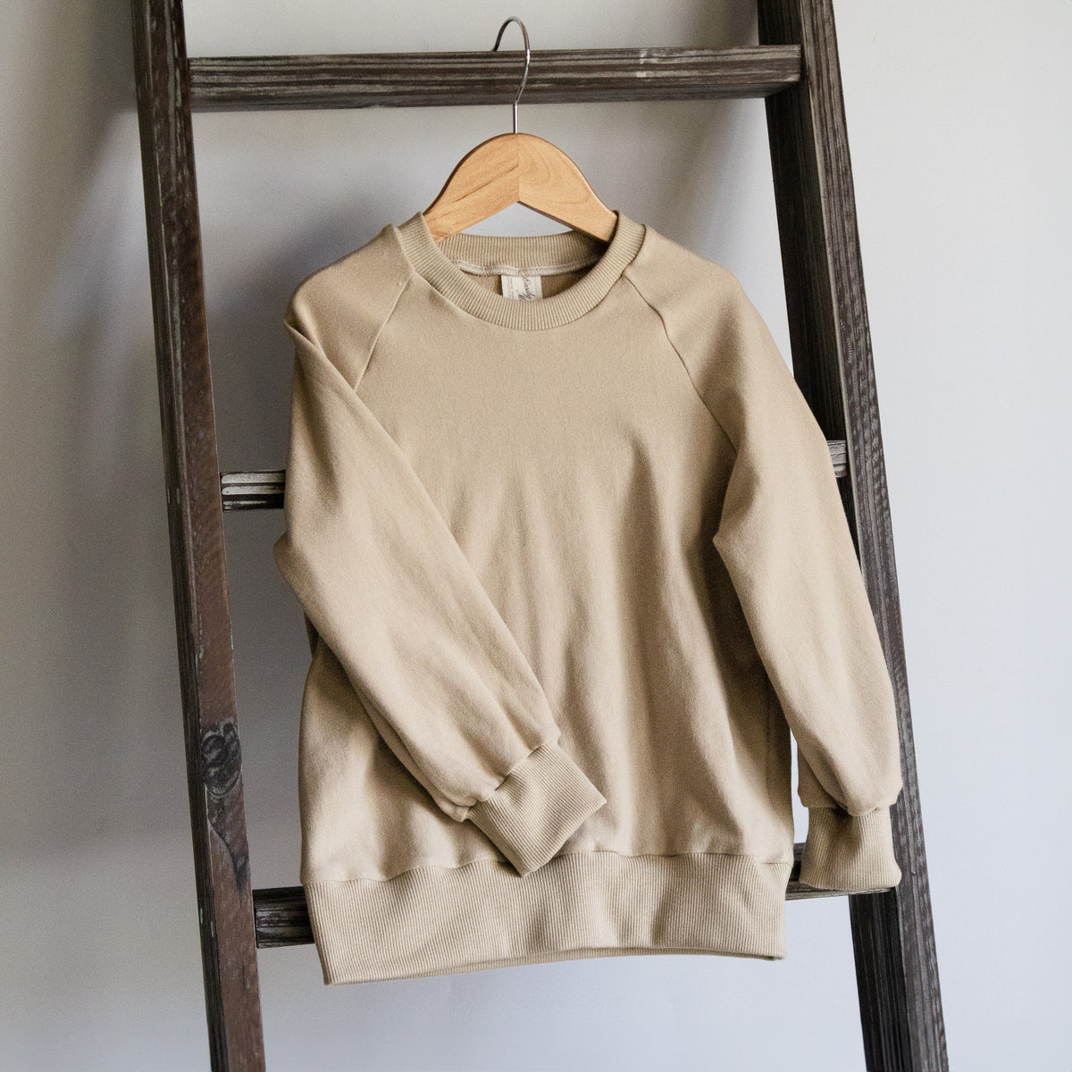 Easy Raglan T-shirt PDF Sewing pattern – Easily Made Patterns